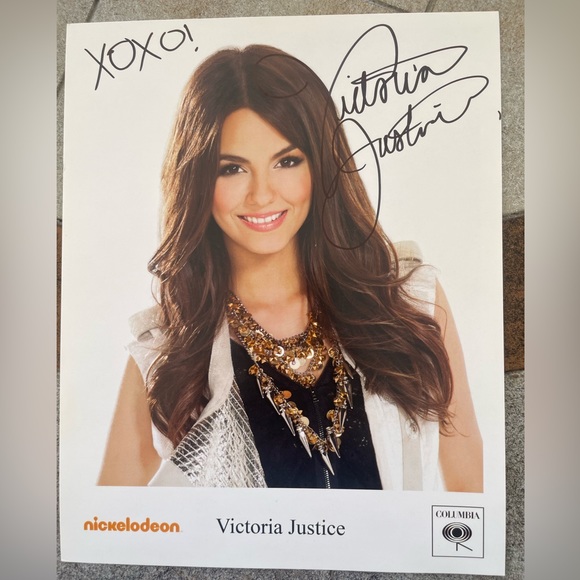 Other | Signed Victoria Justice Cast Photo | Poshmark